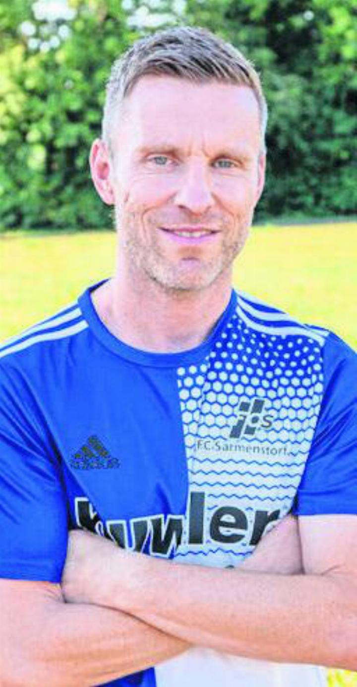 «Tumbler unter dem T-Shirt»